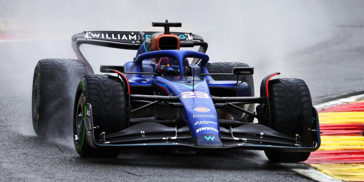 Alex Albon si vyzkoušel monopost na sezónu 2024 už v dubnu - SvětFormule.cz