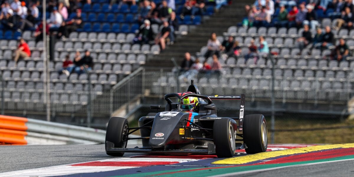 V druhém závodě F4 CEZ v Rakousku zvítězil Bart Harrison - SvětFormule.cz